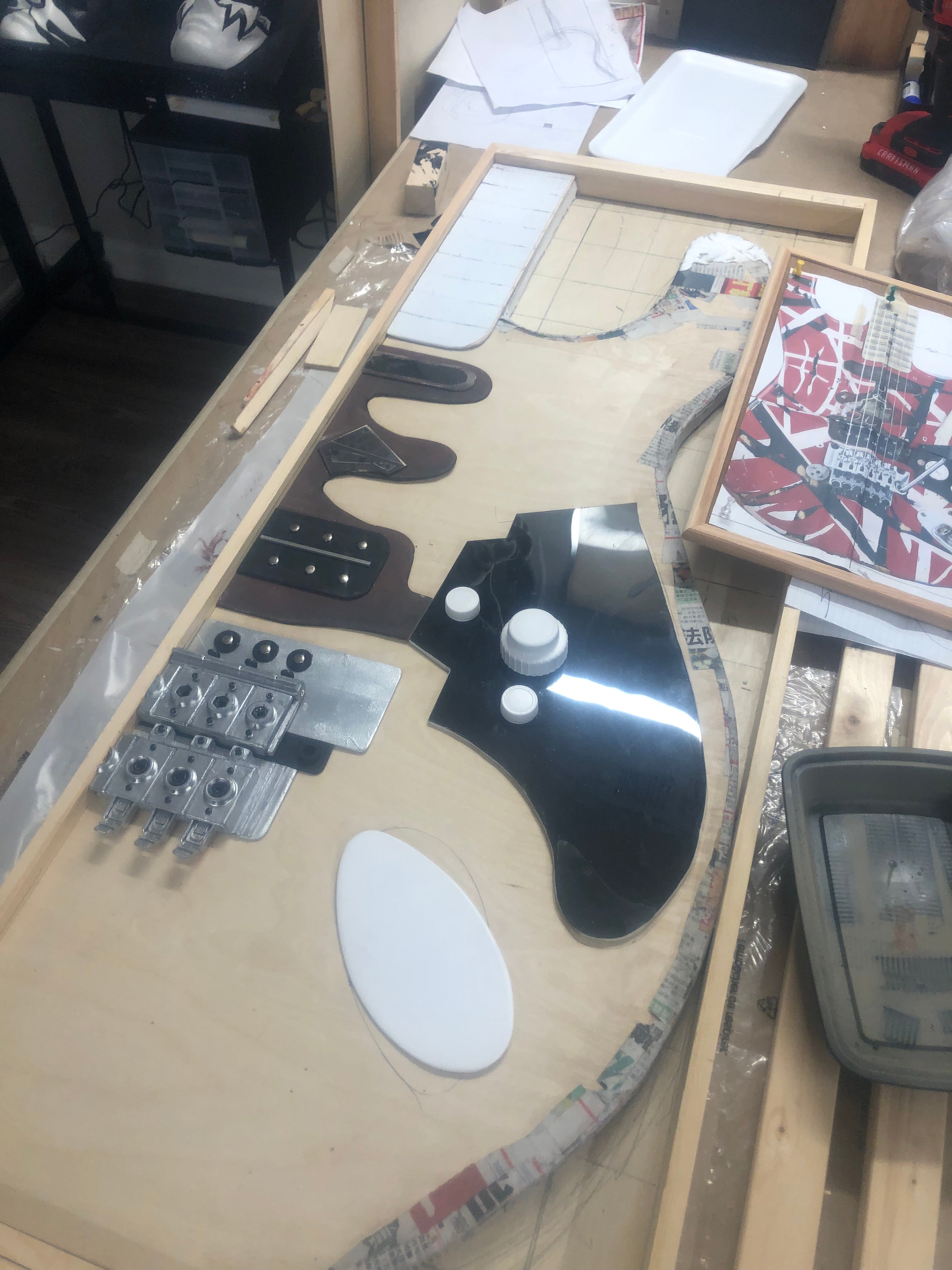 Eddie Van Halen Frankenstrat Replica | ARTSONGS – ARTSONGS